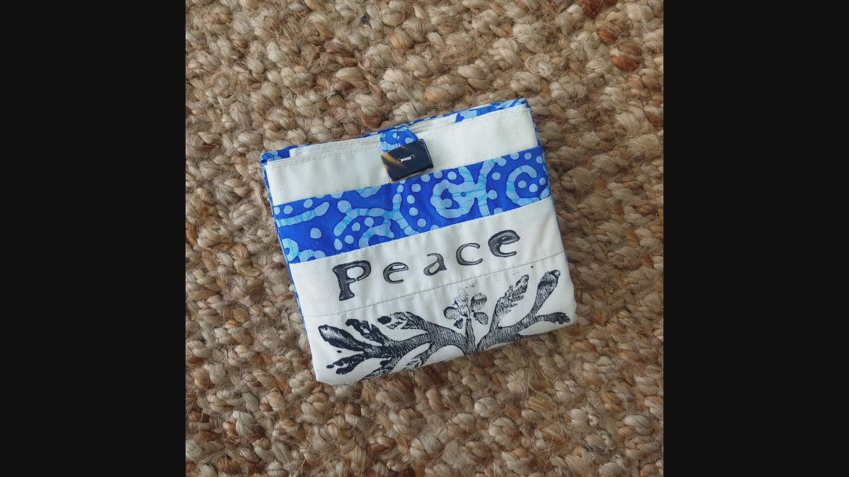 'Peace' Folding Carry All – PeaceQuilts